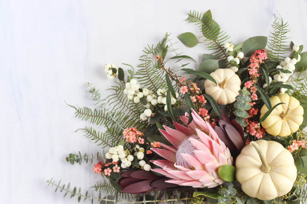 NOVEMBER DIGITAL BLOOMS | 11 FREE TECH WALLPAPERS - JustineCelina